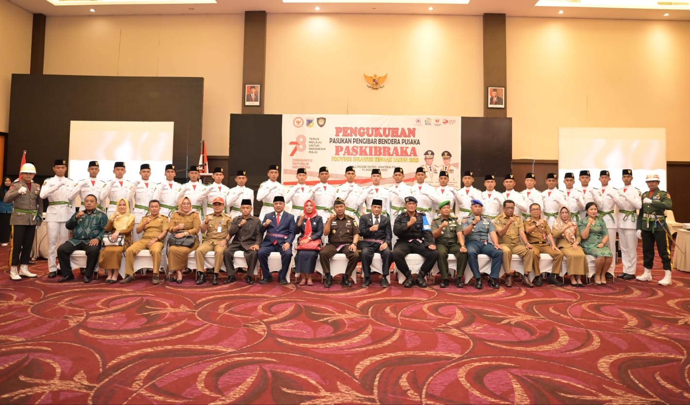 Sematkan Tali Kendit, Wagub Sulteng Resmi Kukuhkan Anggota Paskibraka ...